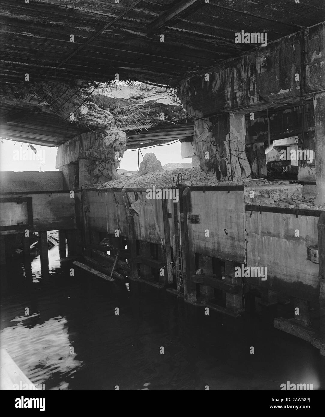 World war bunkers Black and White Stock Photos & Images - Alamy