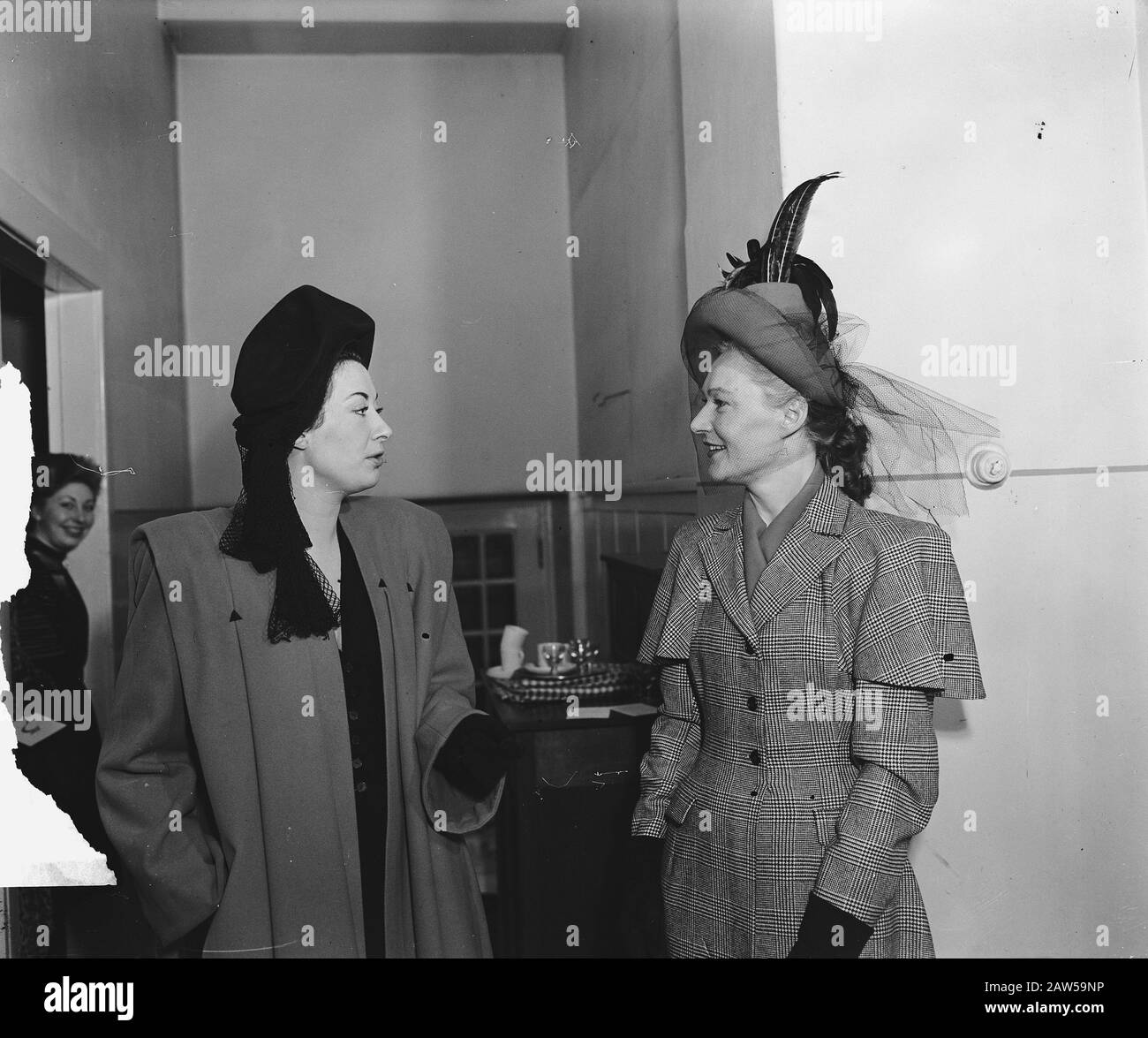 Fashion show at the Victoria Hotel Date: February 11, 1946 Keywords ...