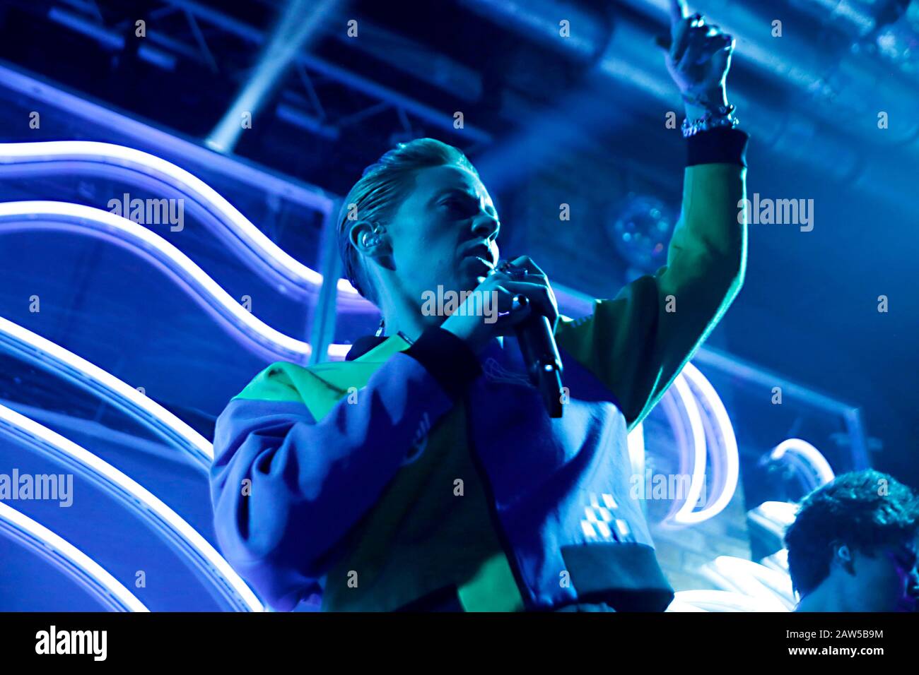La roux singer hi-res stock photography and images - Alamy