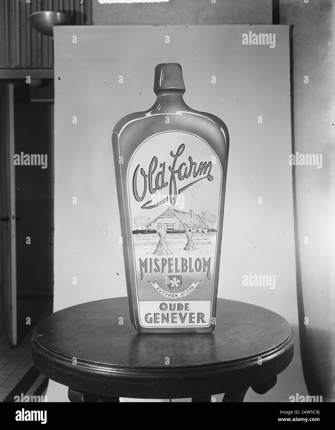 Old genever hi-res stock photography and images - Alamy