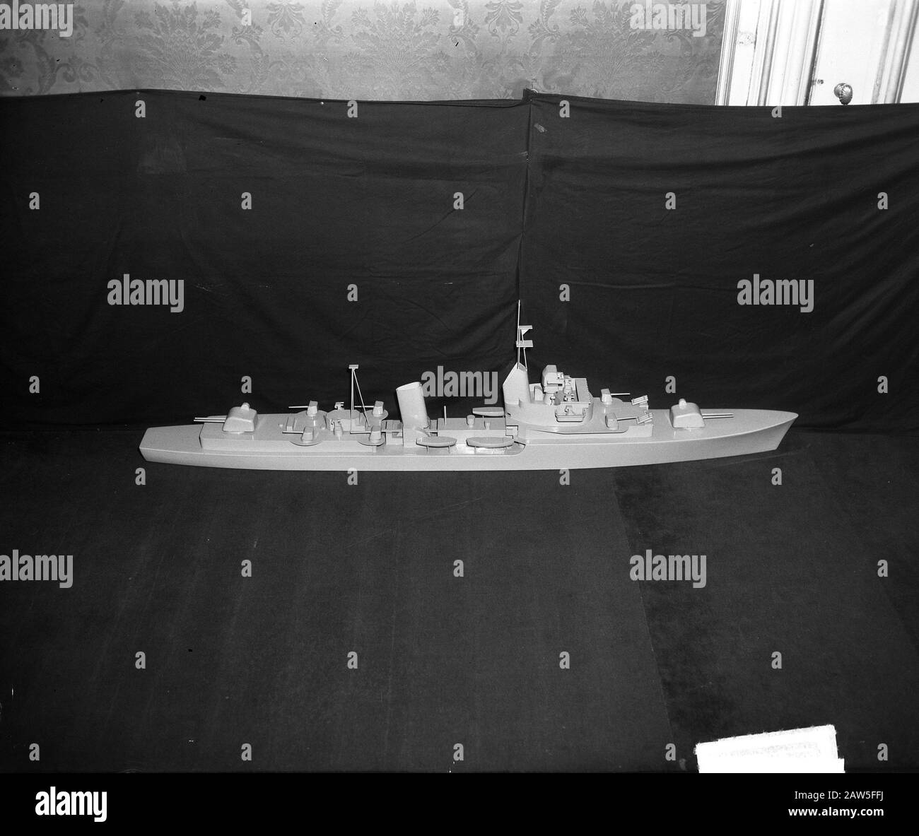 Model twelve build submarine hunters for the Royal Navy Date: January ...