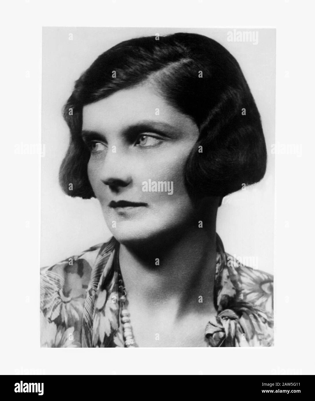 Dolly Lee's Instagram, Twitter & Facebook on IDCrawl