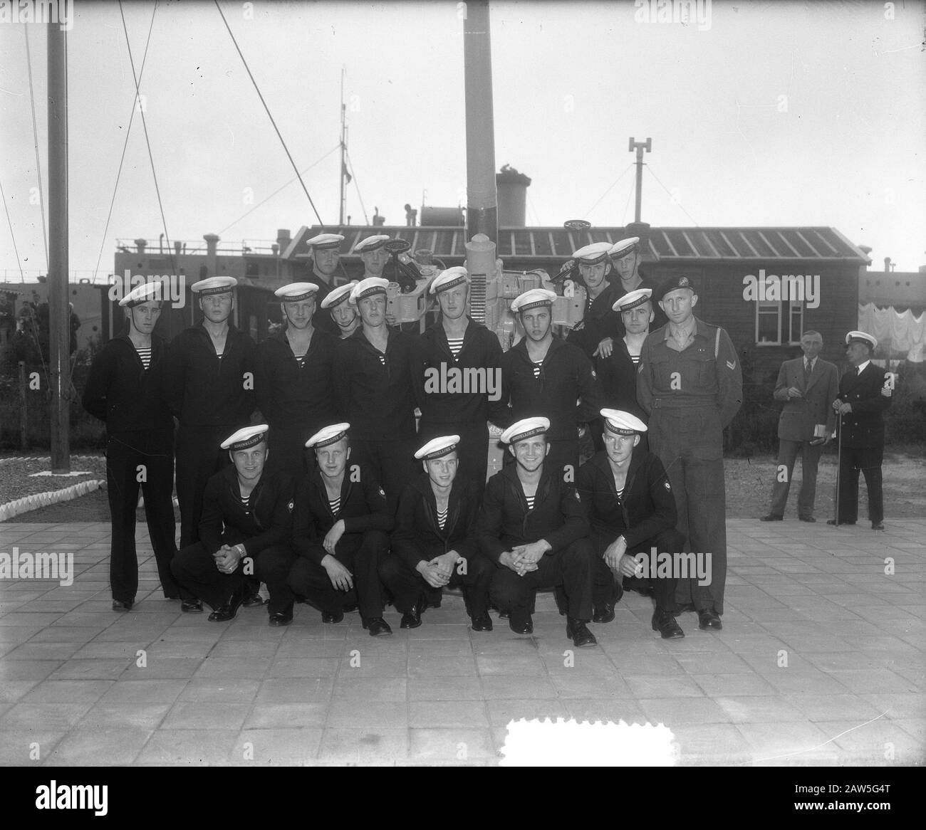 Military defense industry personnel Black and White Stock Photos ...