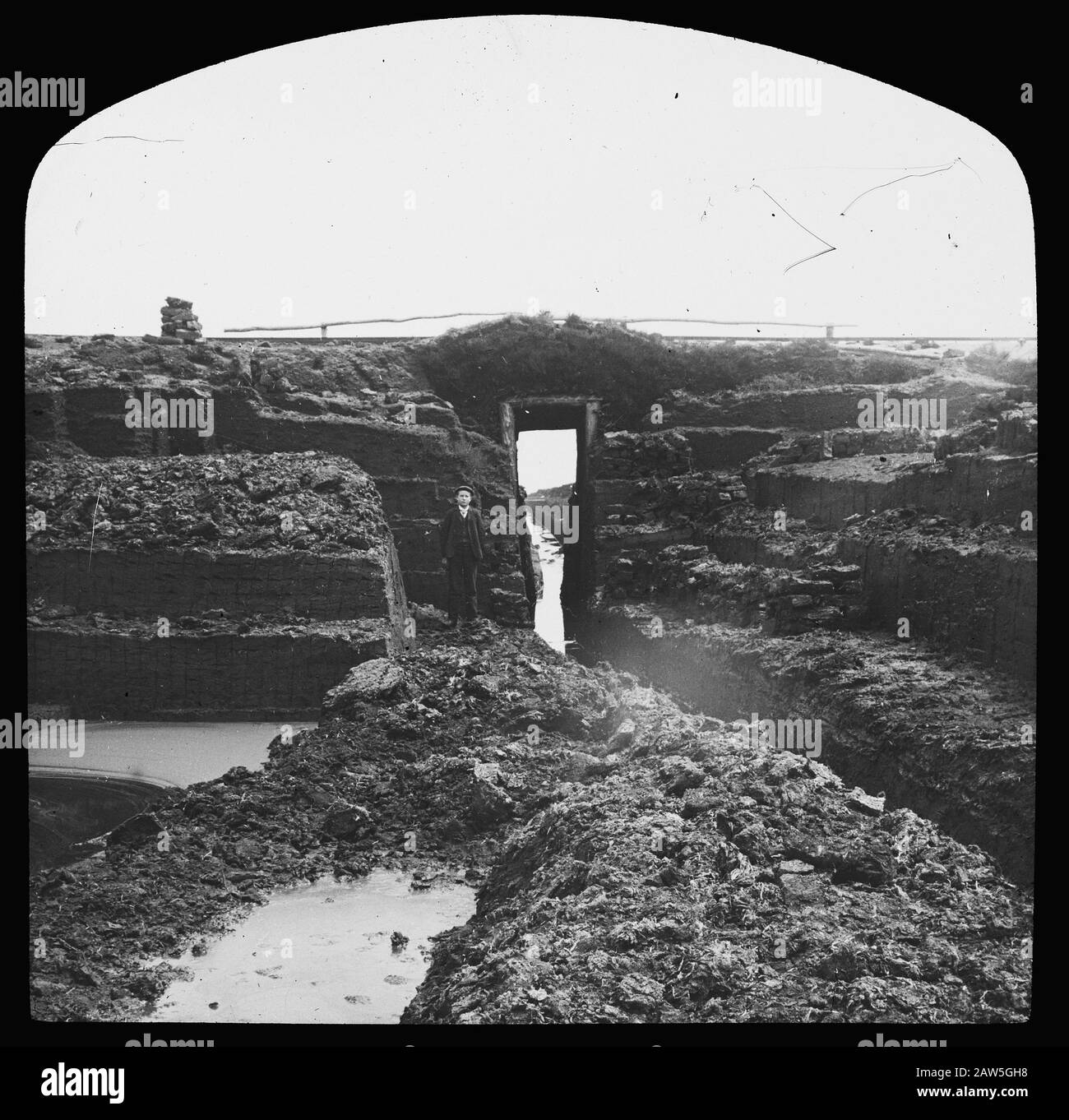 primitive reclamation old road / / Date: undated Keywords: roads and ...