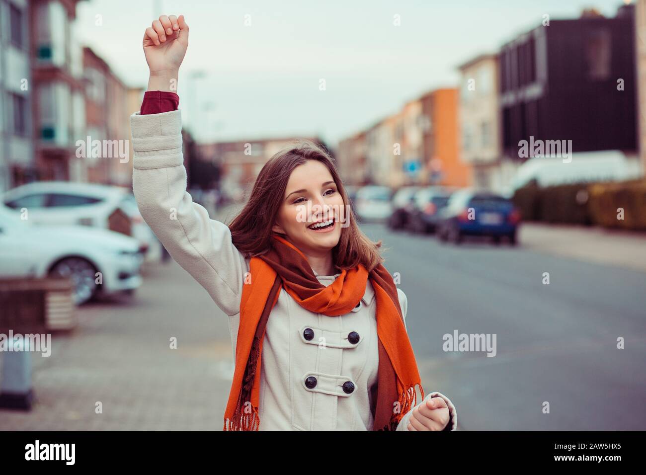 People waving goodbye street hi-res stock photography and images - Alamy
