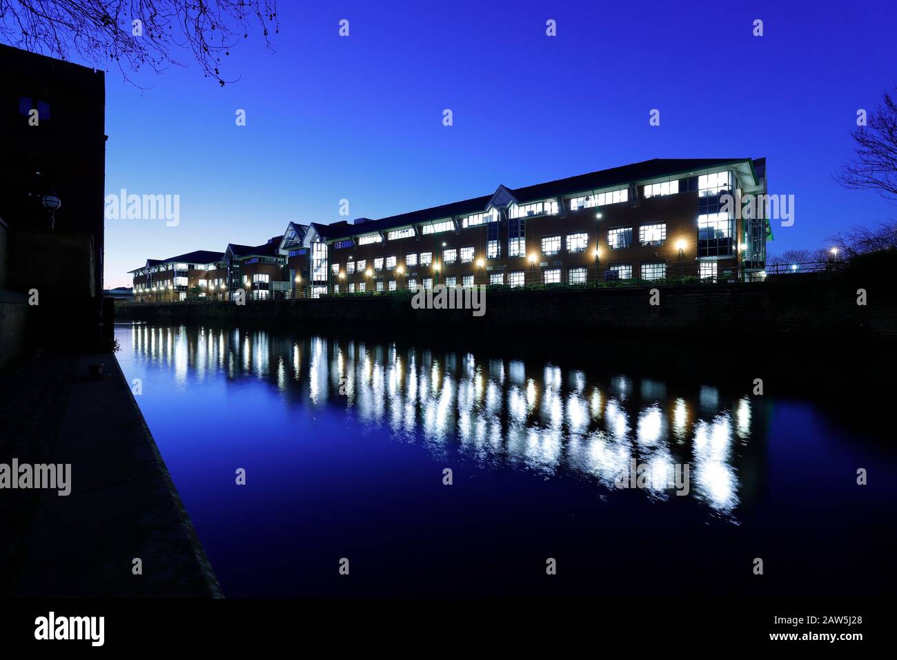 Asda House Headquarters in Leeds, which back on to the River Aire Stock ...