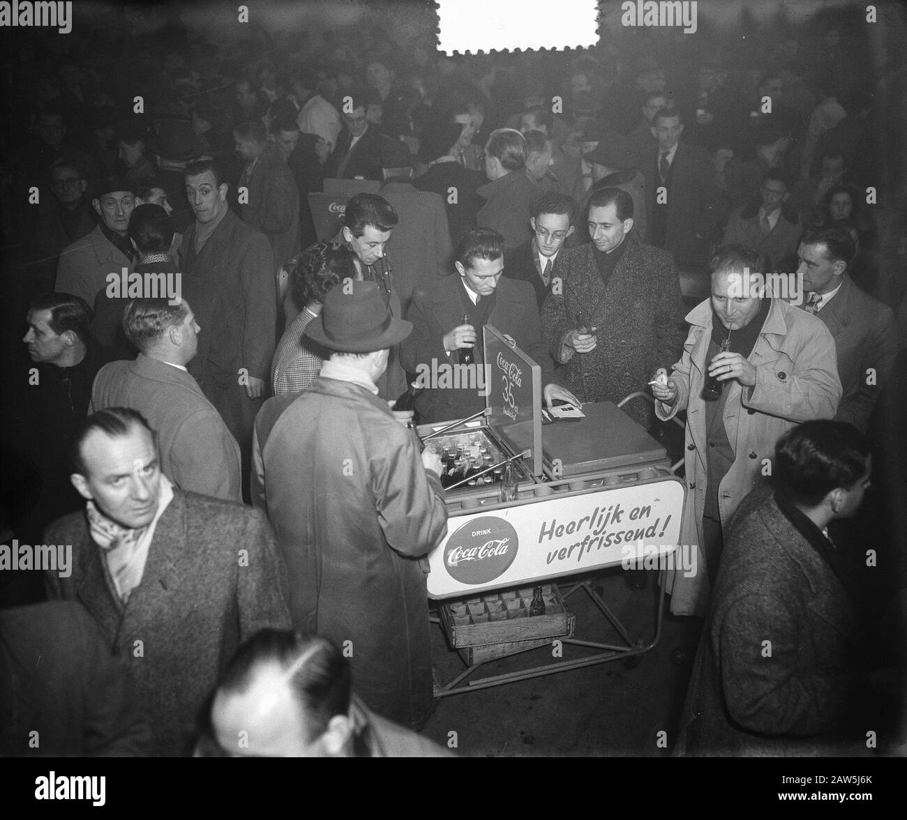 Assignments coca cola boxing hi-res stock photography and images - Alamy