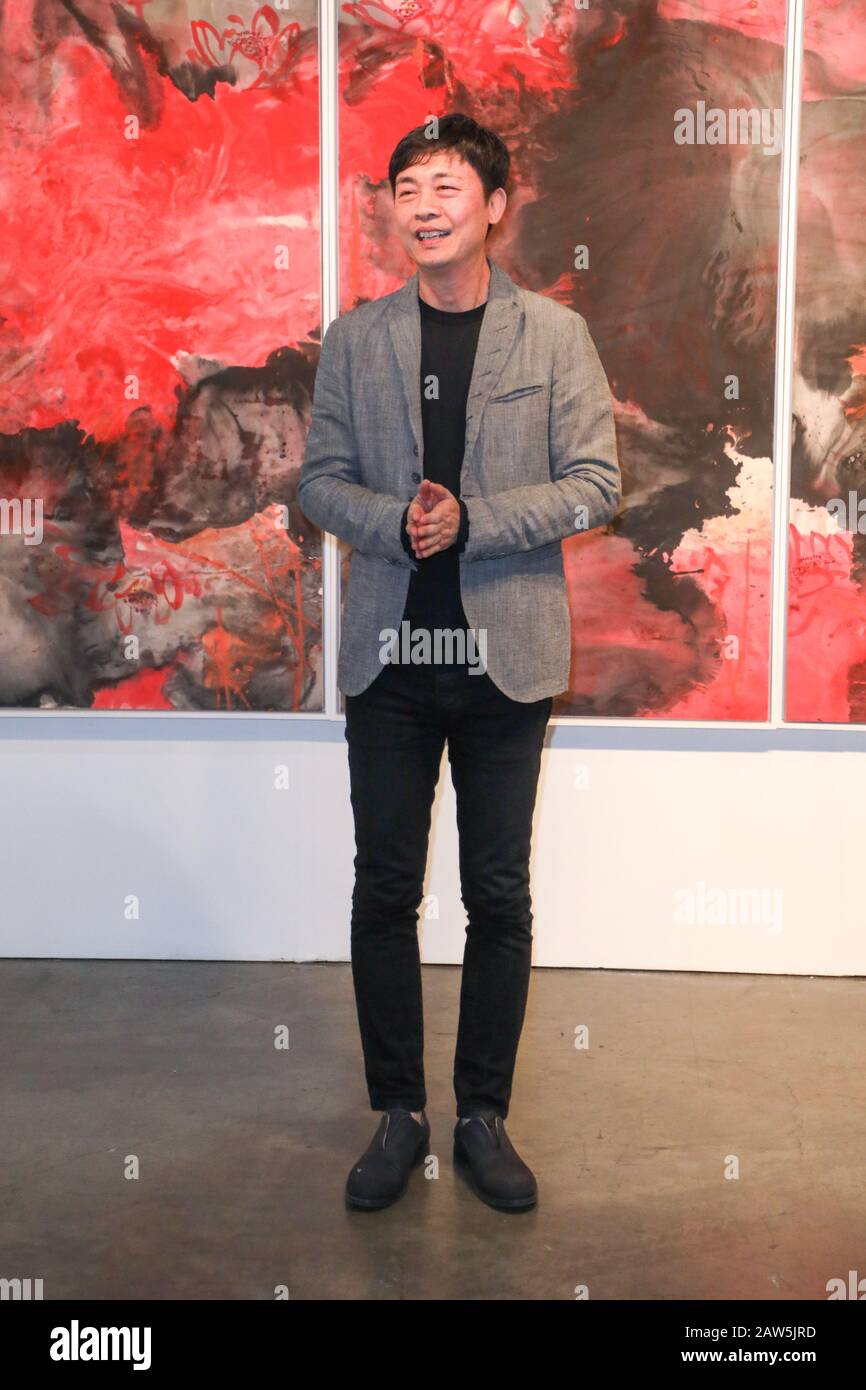 Los Angeles, California, USA. 5th February, 2020. Artist Hongbo gives a ...