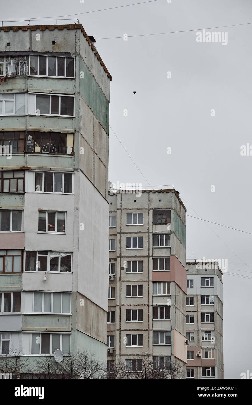Abandoned apartment construction hi-res stock photography and images ...