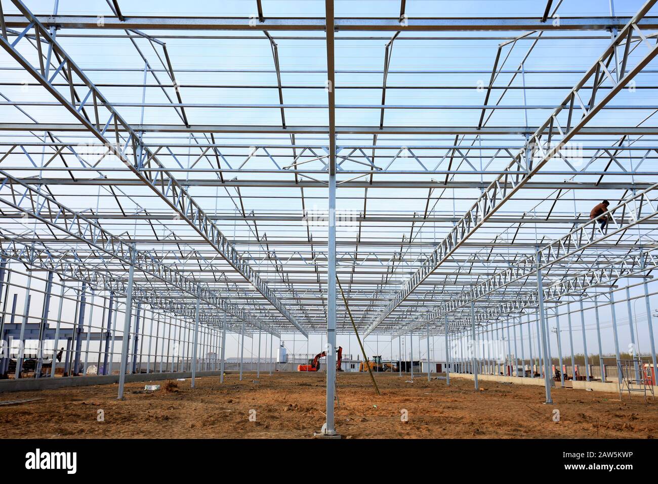 Steel frame structure Stock Photo - Alamy
