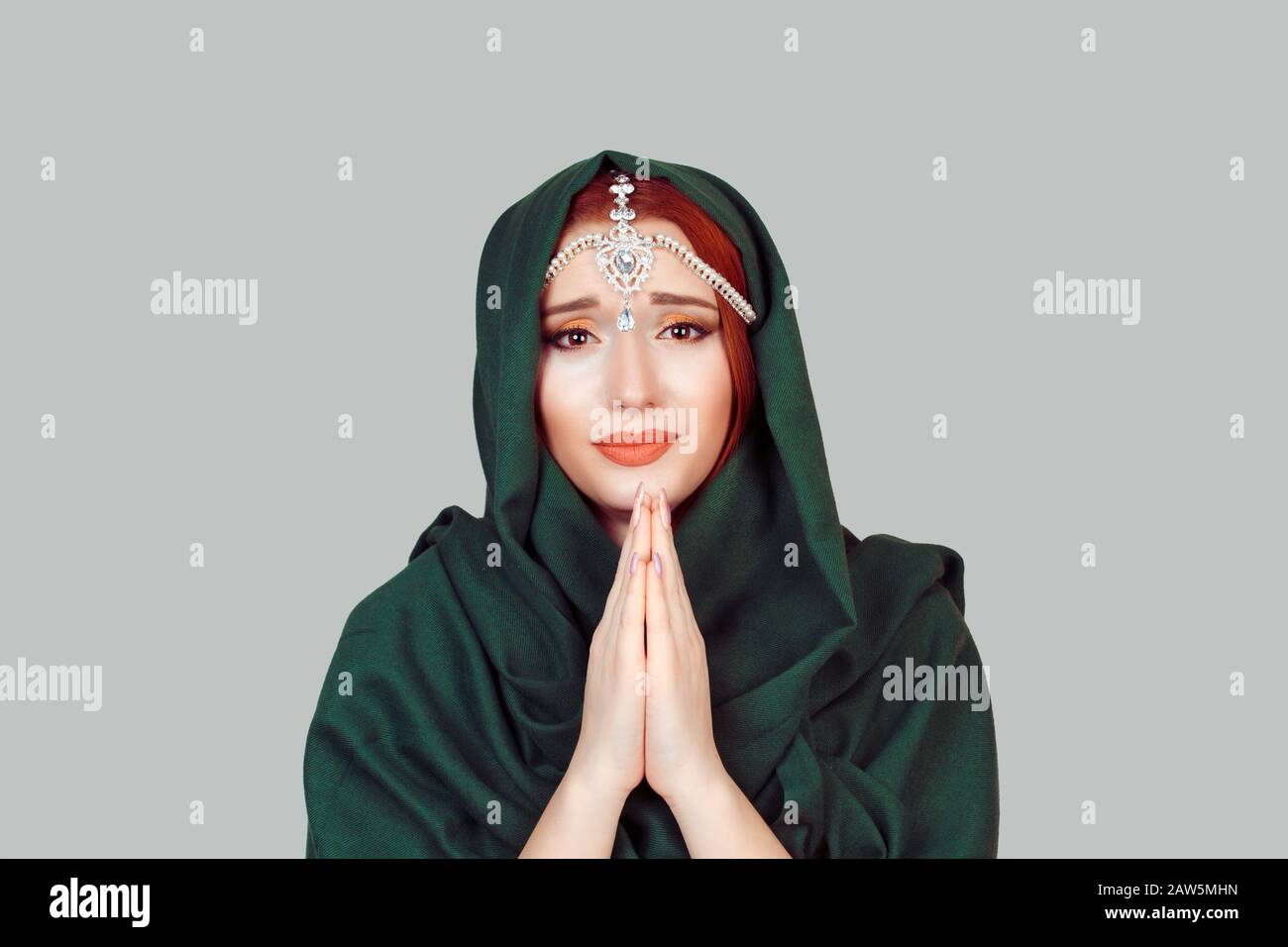 Ginger muslim girl hi-res stock photography and images - Alamy