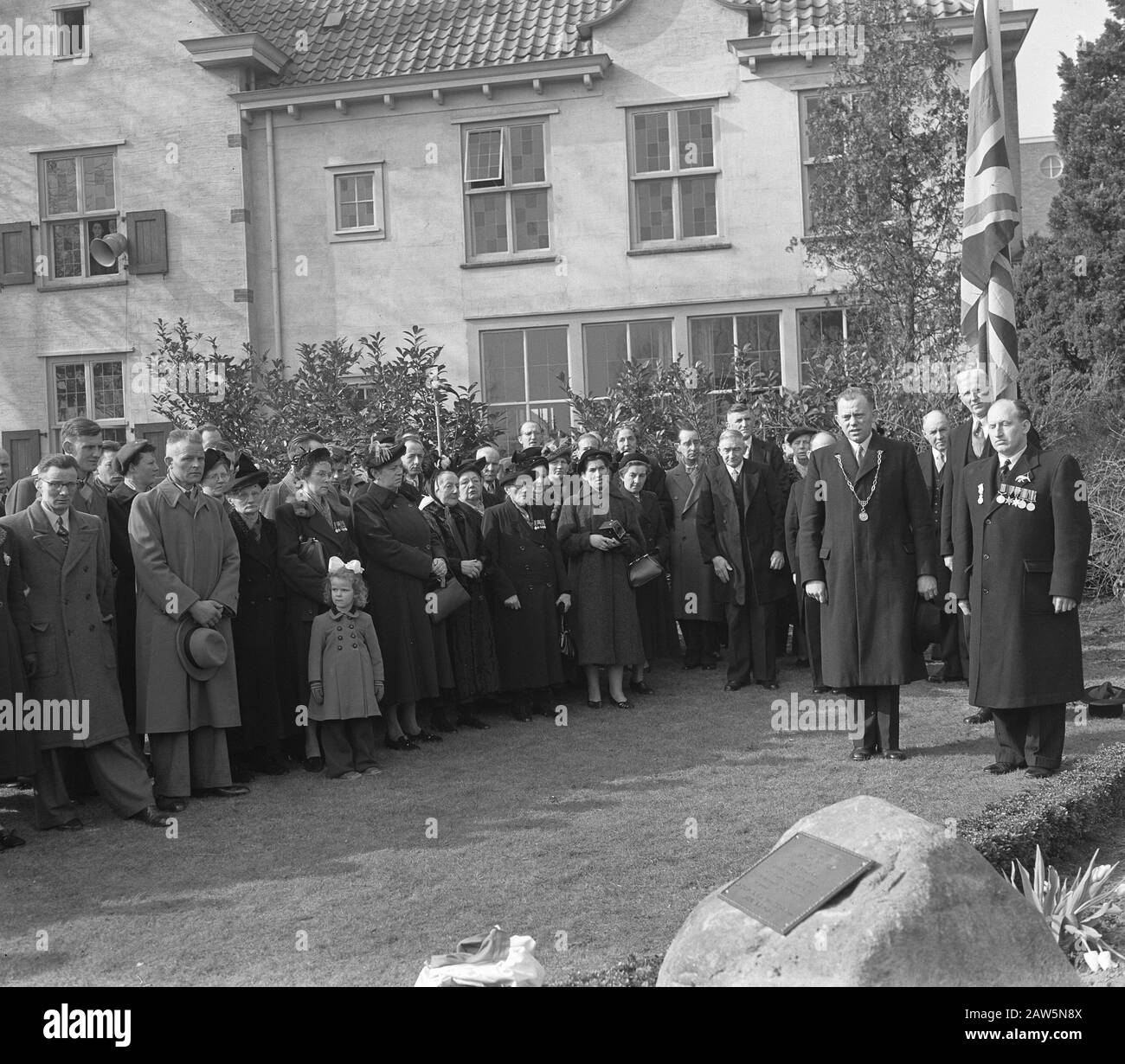 Wreath laying by Richard Pape (former navigator Royal Air Force and ...