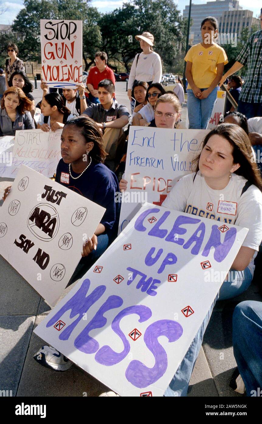 Columbine high school students hi-res stock photography and images - Alamy