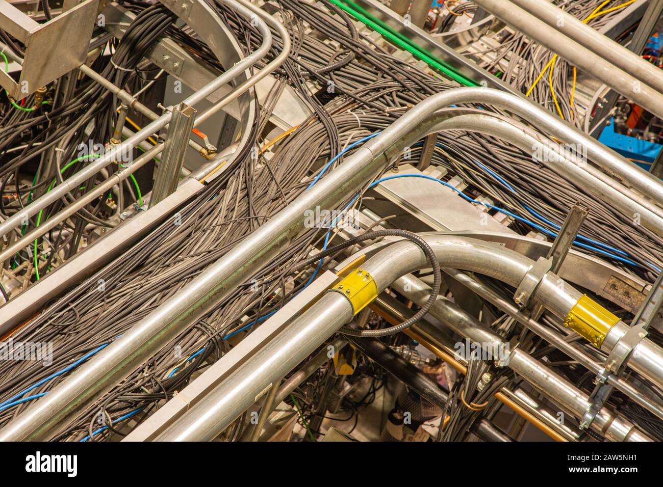 Cable tray hi-res stock photography and images - Alamy
