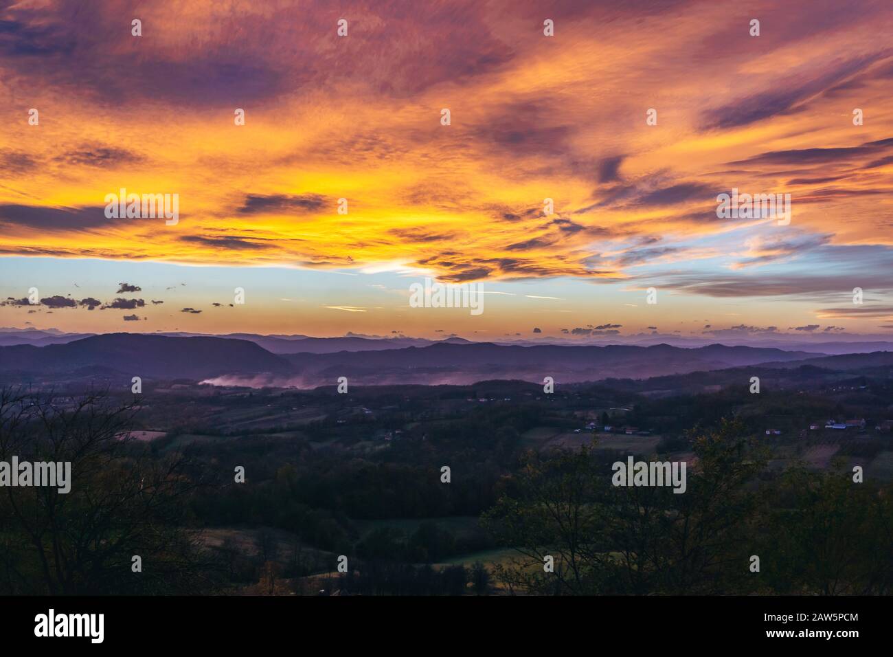 Purple landscape hi-res stock photography and images - Alamy