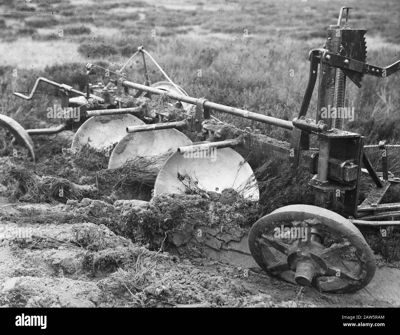 agricultural machinery, agricultural machinery, disc plow Date: undated ...