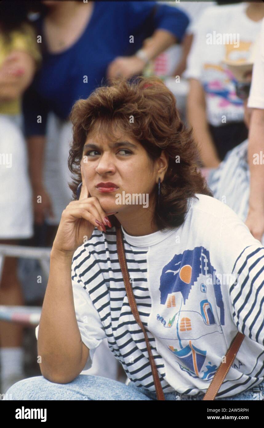 Quizzical expression hi-res stock photography and images - Alamy