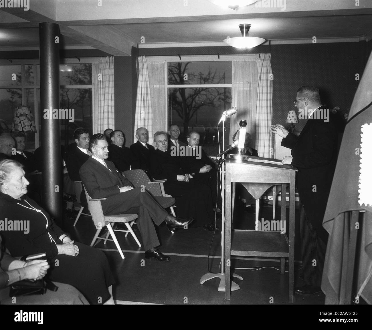 Unveiling Statuette wife Elisabeth Countess of Culemborg Date: December ...