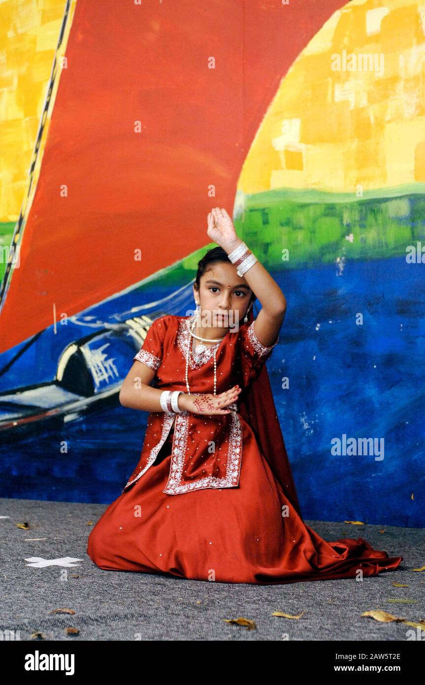 Eid al fitr celebration hi-res stock photography and images - Alamy