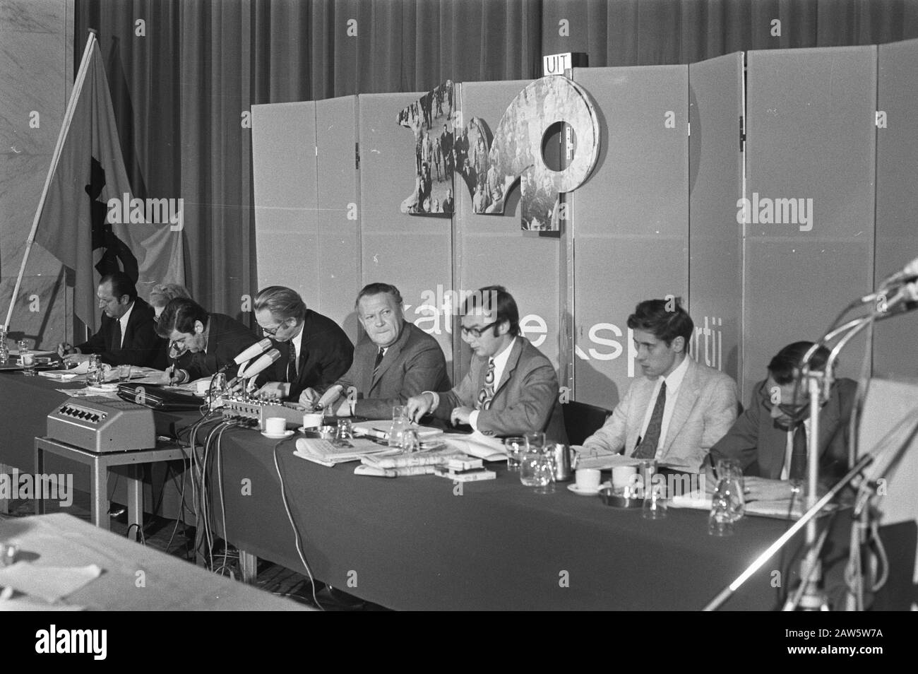 27 november 1971 hi-res stock photography and images - Alamy