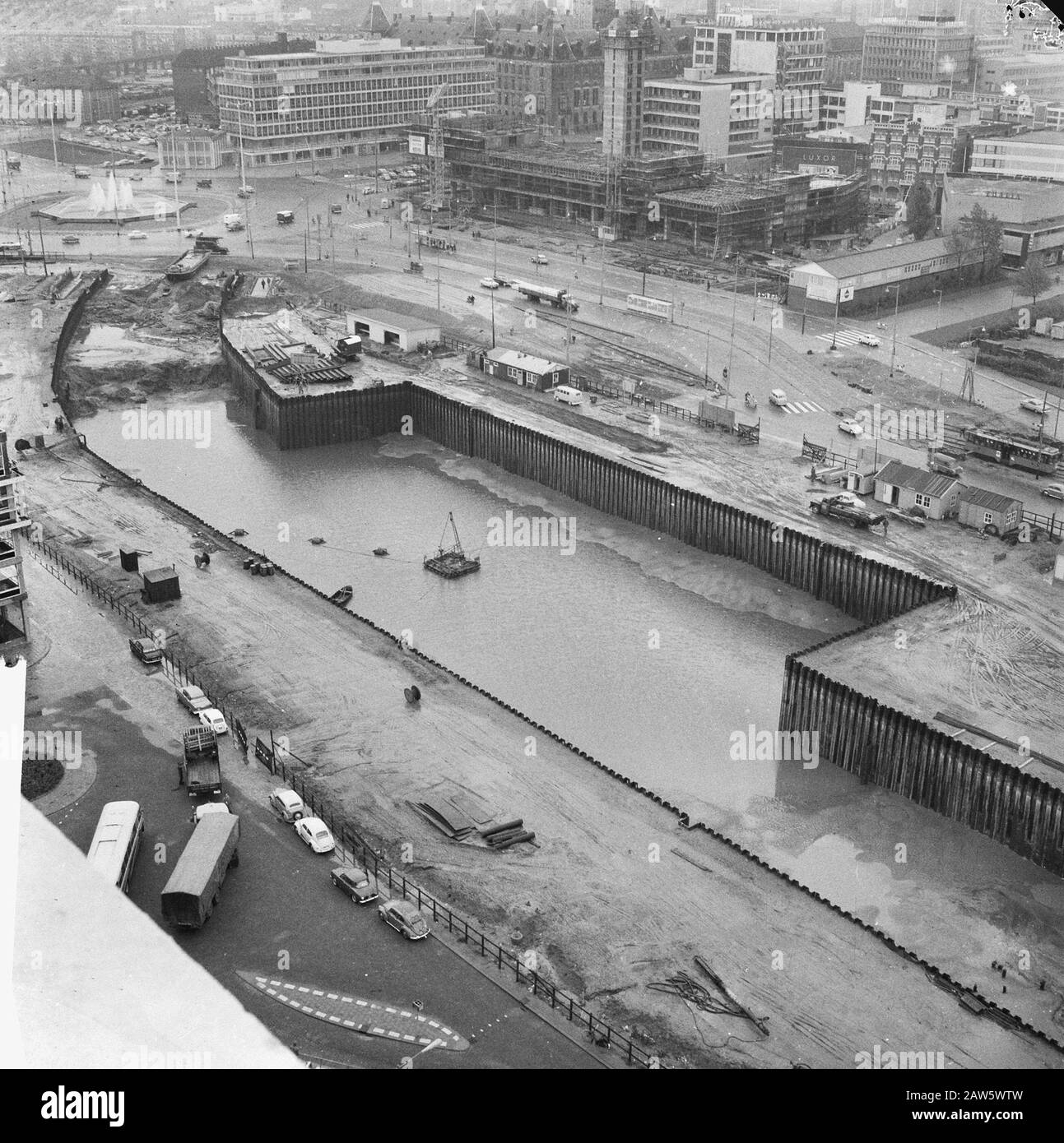 Rotterdam dry dock Black and White Stock Photos & Images - Alamy