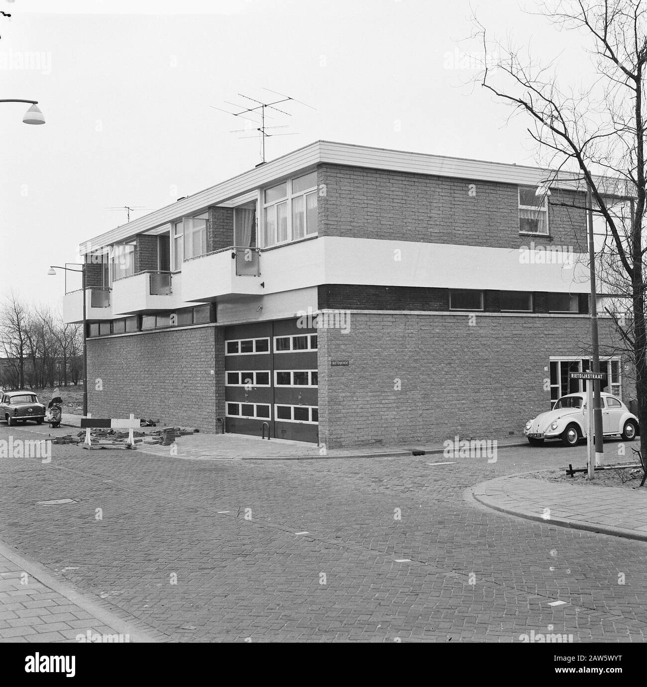 New Roteb Building in Hoek van Holland Date: March 5, 1962 Location ...
