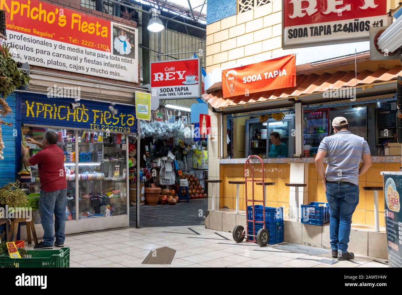 Storefronts 1880 hi-res stock photography and images - Alamy