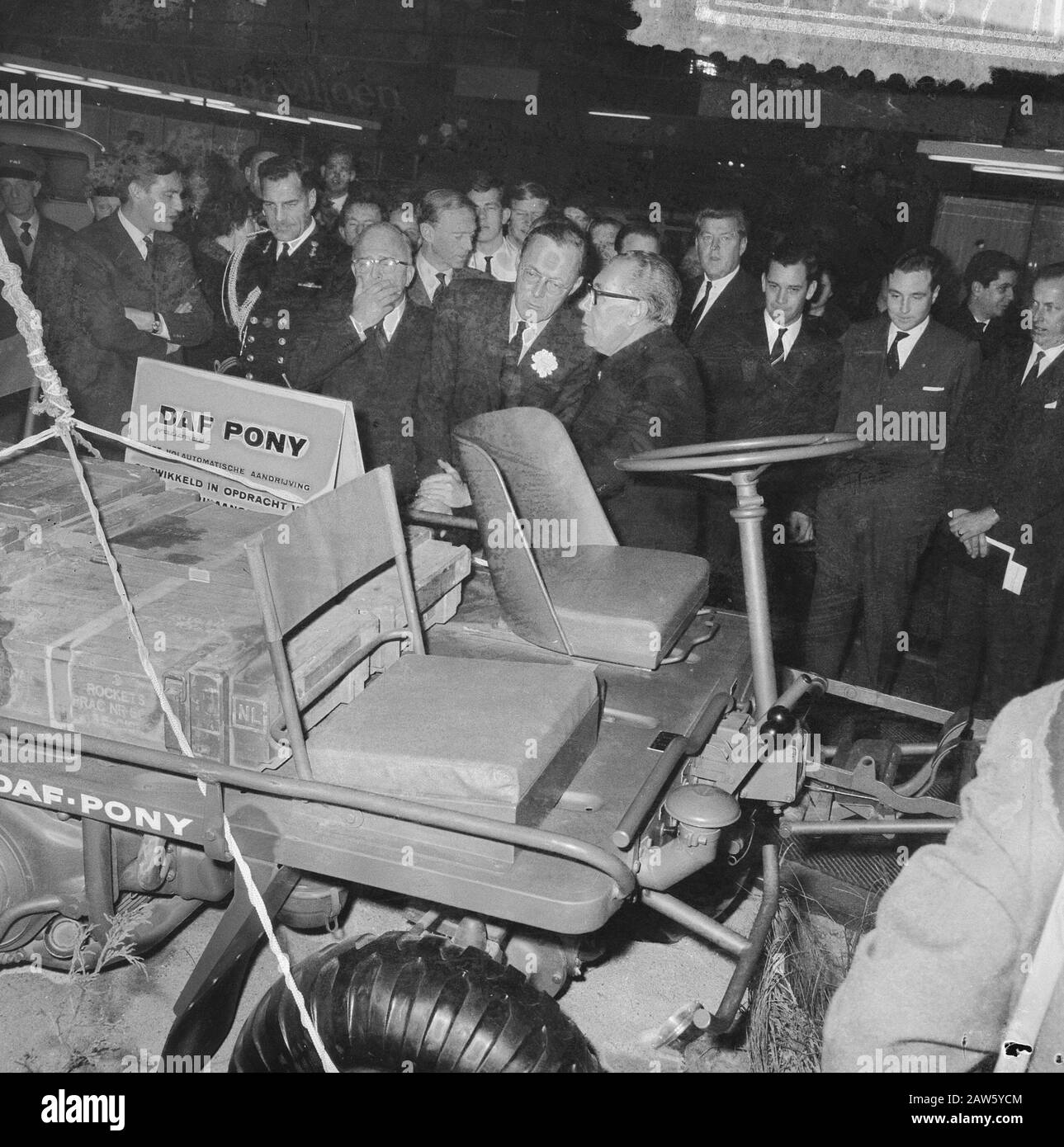 Daf pony hi-res stock photography and images - Alamy