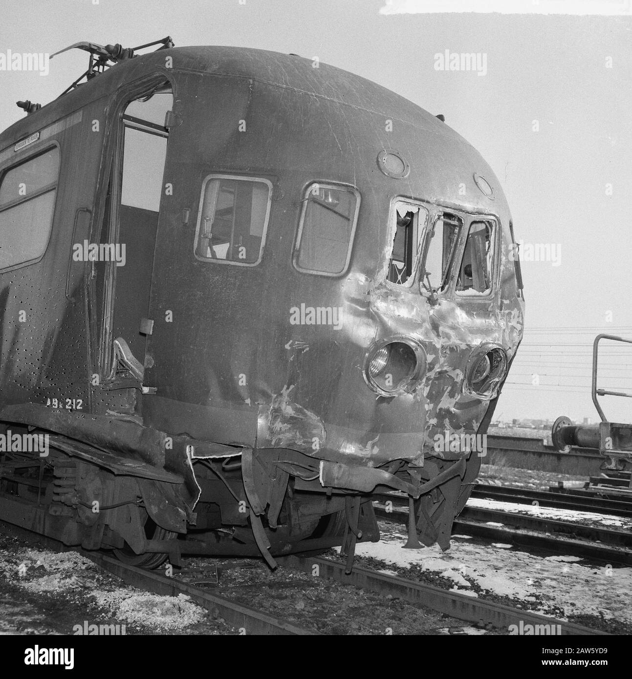 Passenger train collides hi-res stock photography and images - Alamy