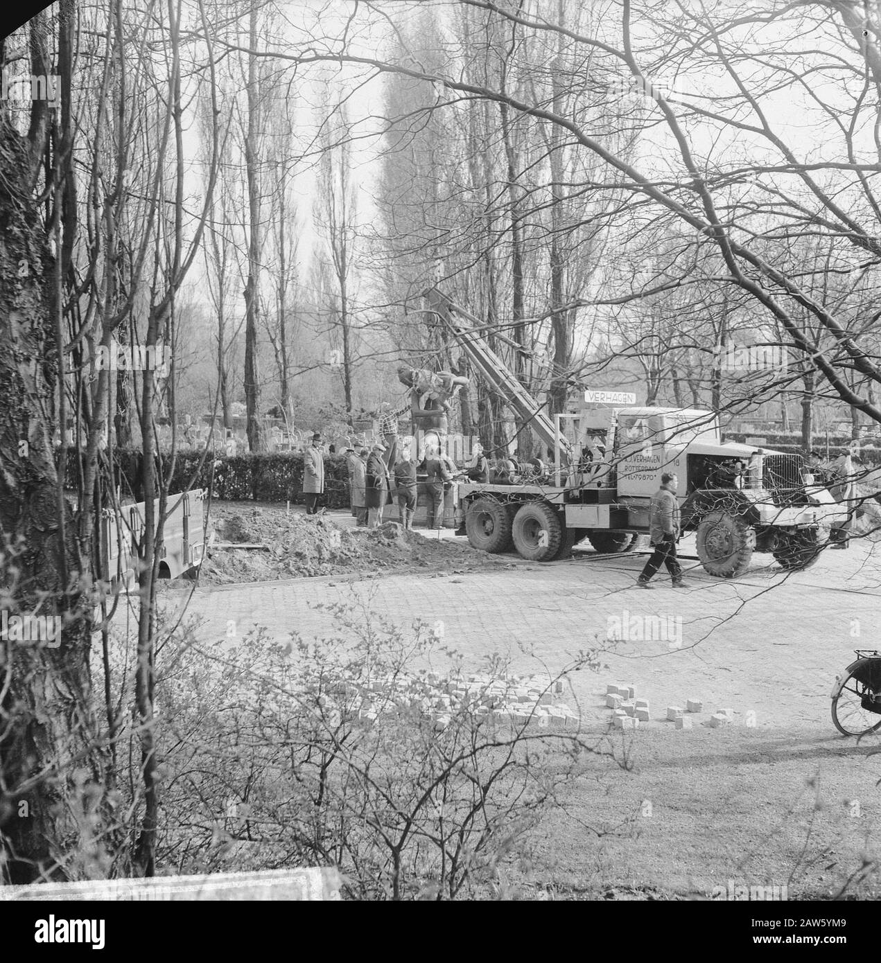 Victims civil war on hi-res stock photography and images - Alamy