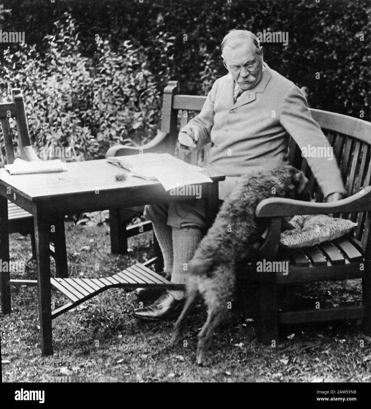 Windlesham conan doyle hi-res stock photography and images - Alamy