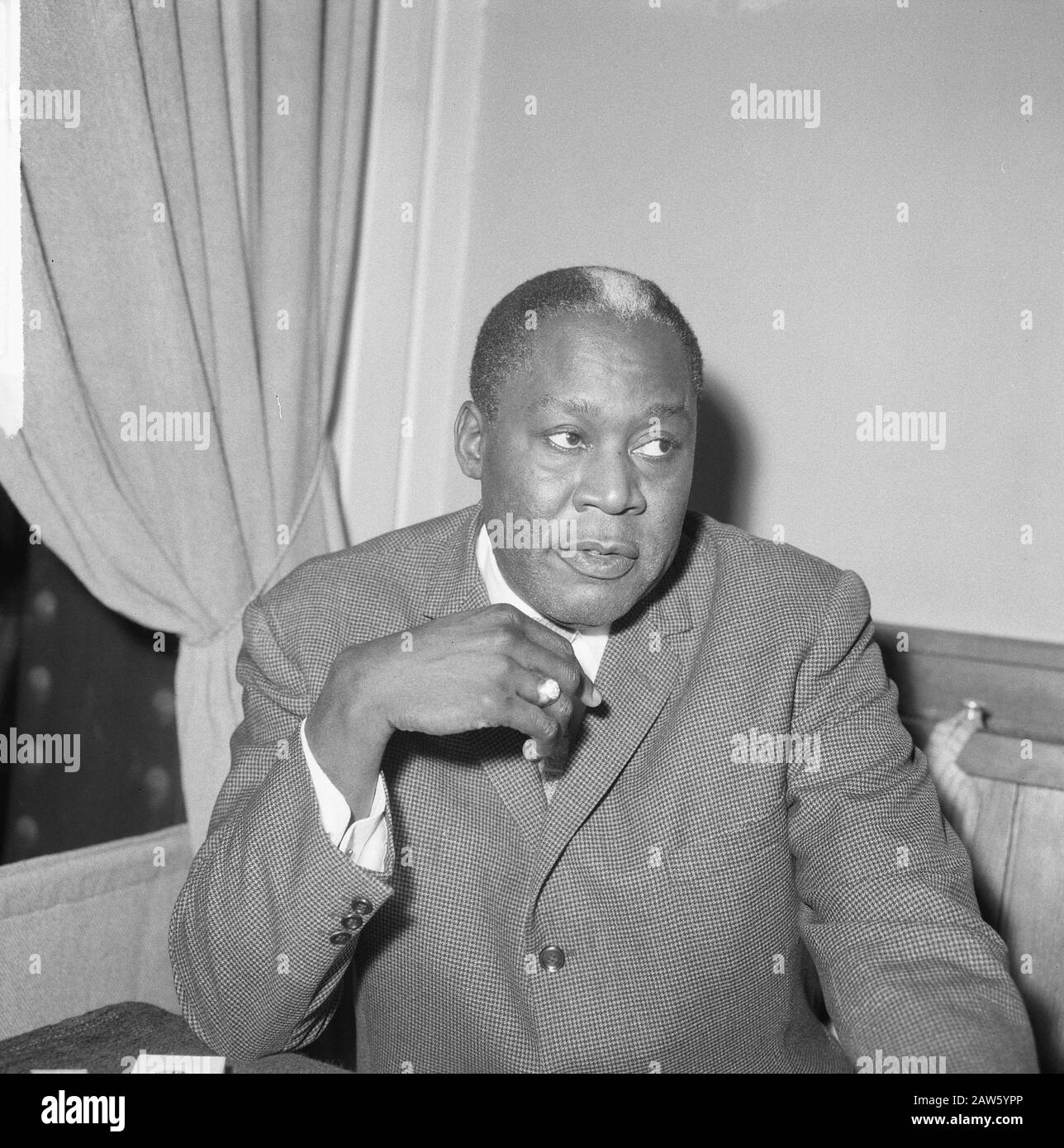 December 4 1964 hi-res stock photography and images - Alamy