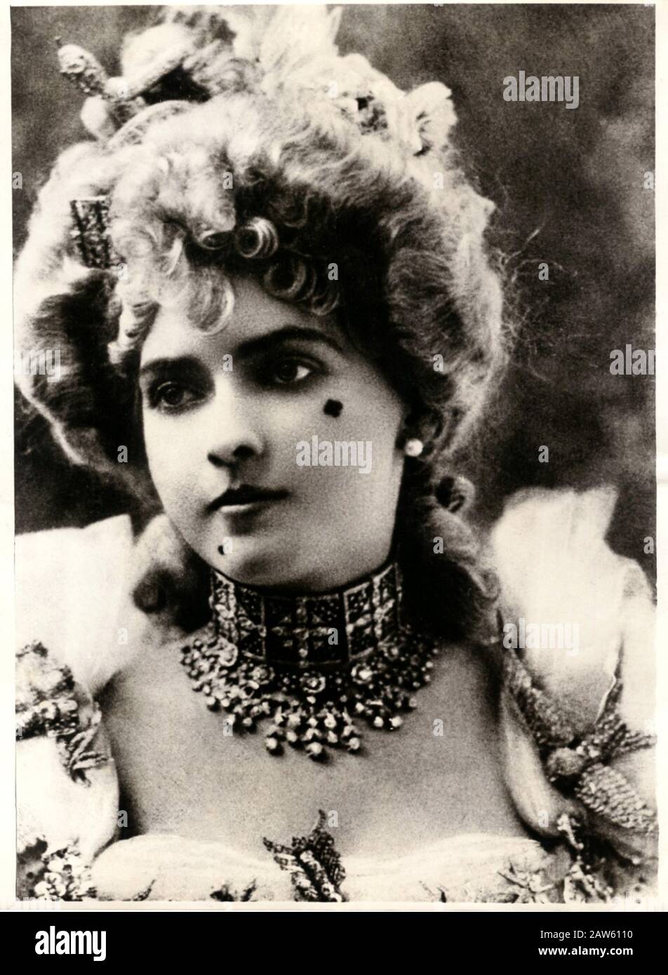 1898 ca , NEW YORK , USA :The american stage ans Silent Movie actress ...