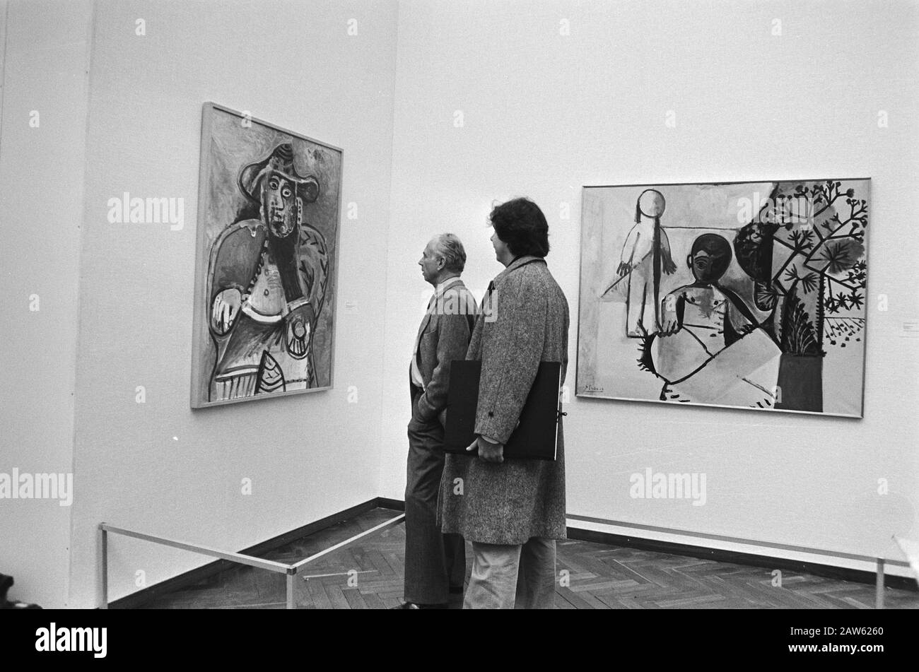La Grande Parade, farewell exhibition of E. Savage left the painting ...