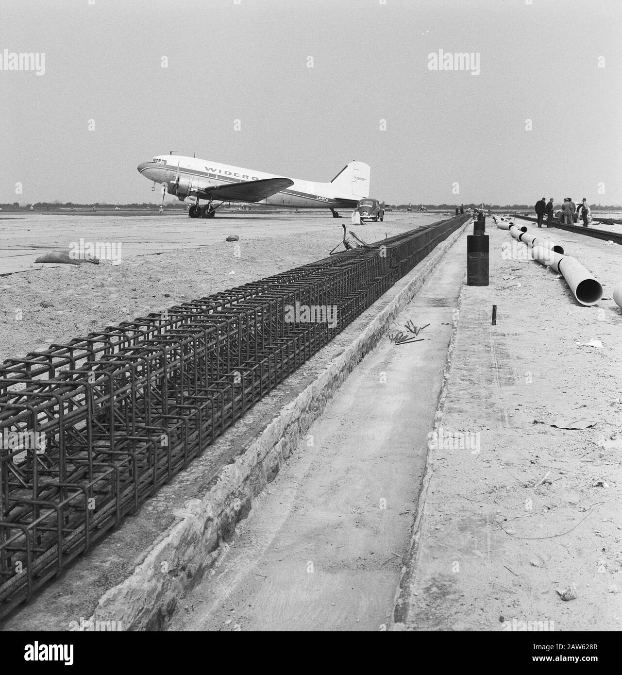 recreational areas, airports, etc., aircraft, workers, reinforcement ...