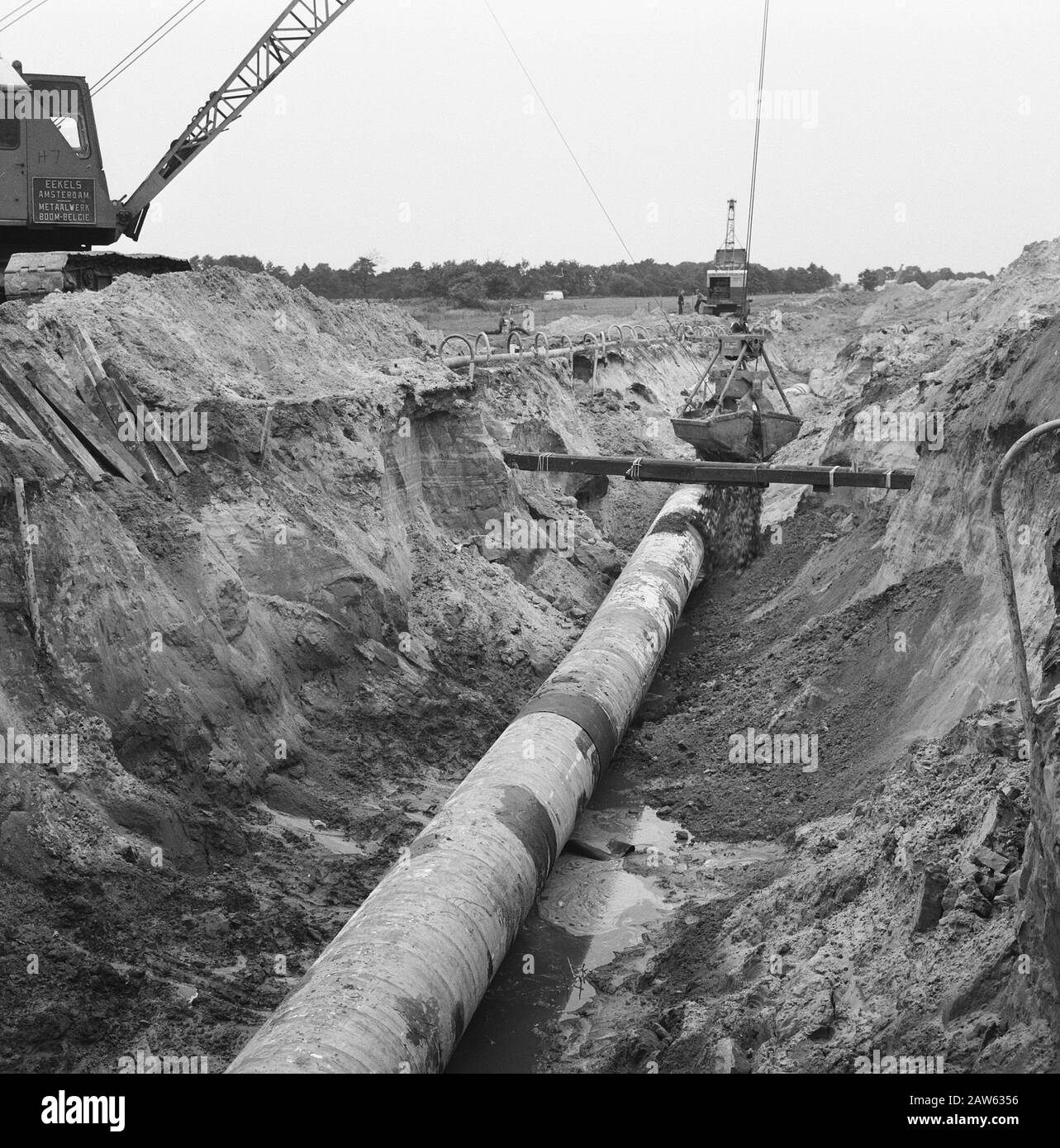 npc, pipelines, filling slots, support water pipe Date: 1965 Keywords ...