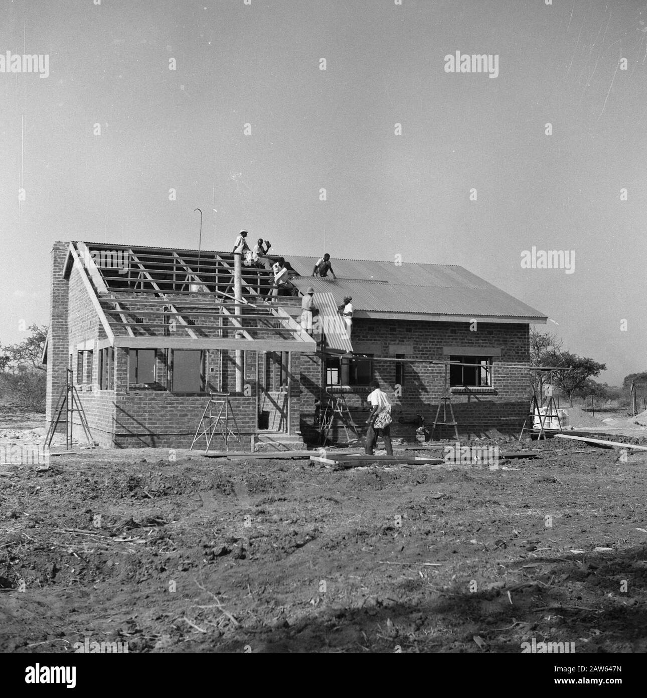 new construction, workers, work Date: undated Keywords: worker ...