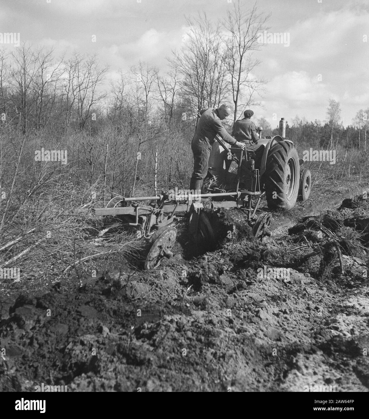 Agricultural machinery, equipment, labor, work Date: undated Keywords ...