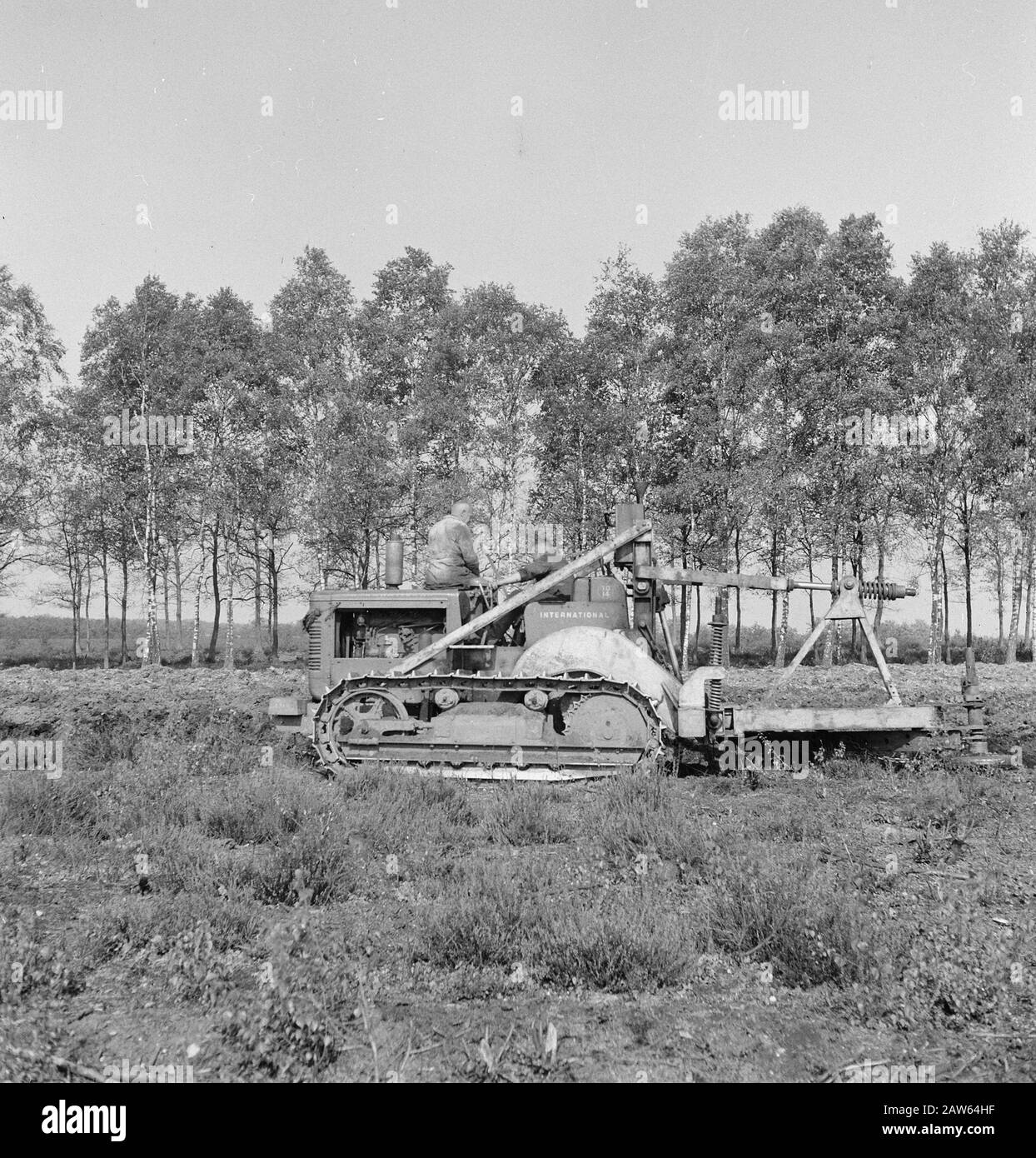 Agricultural machinery, equipment, labor, work Date: undated Keywords ...
