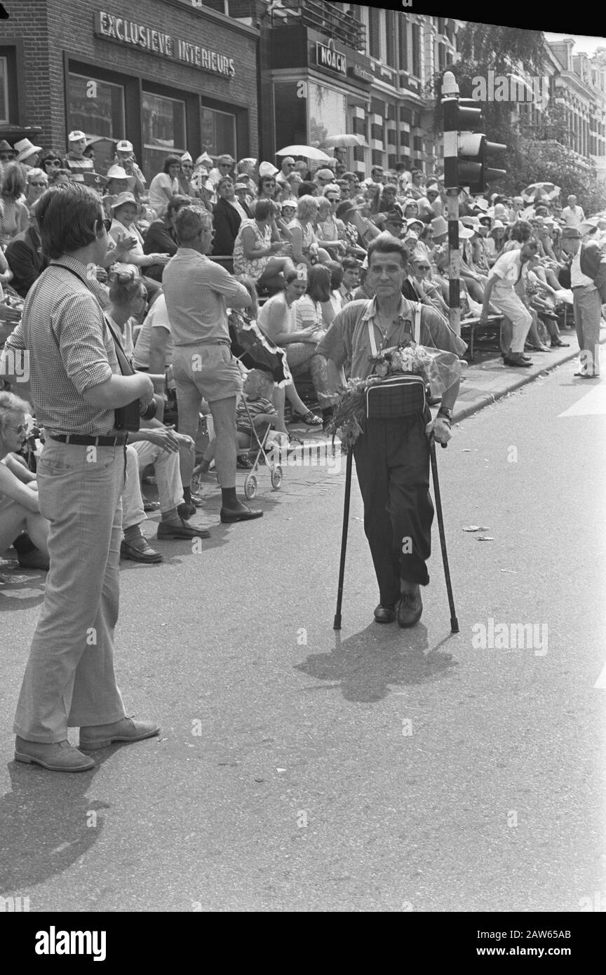 Entry last day hi-res stock photography and images - Alamy