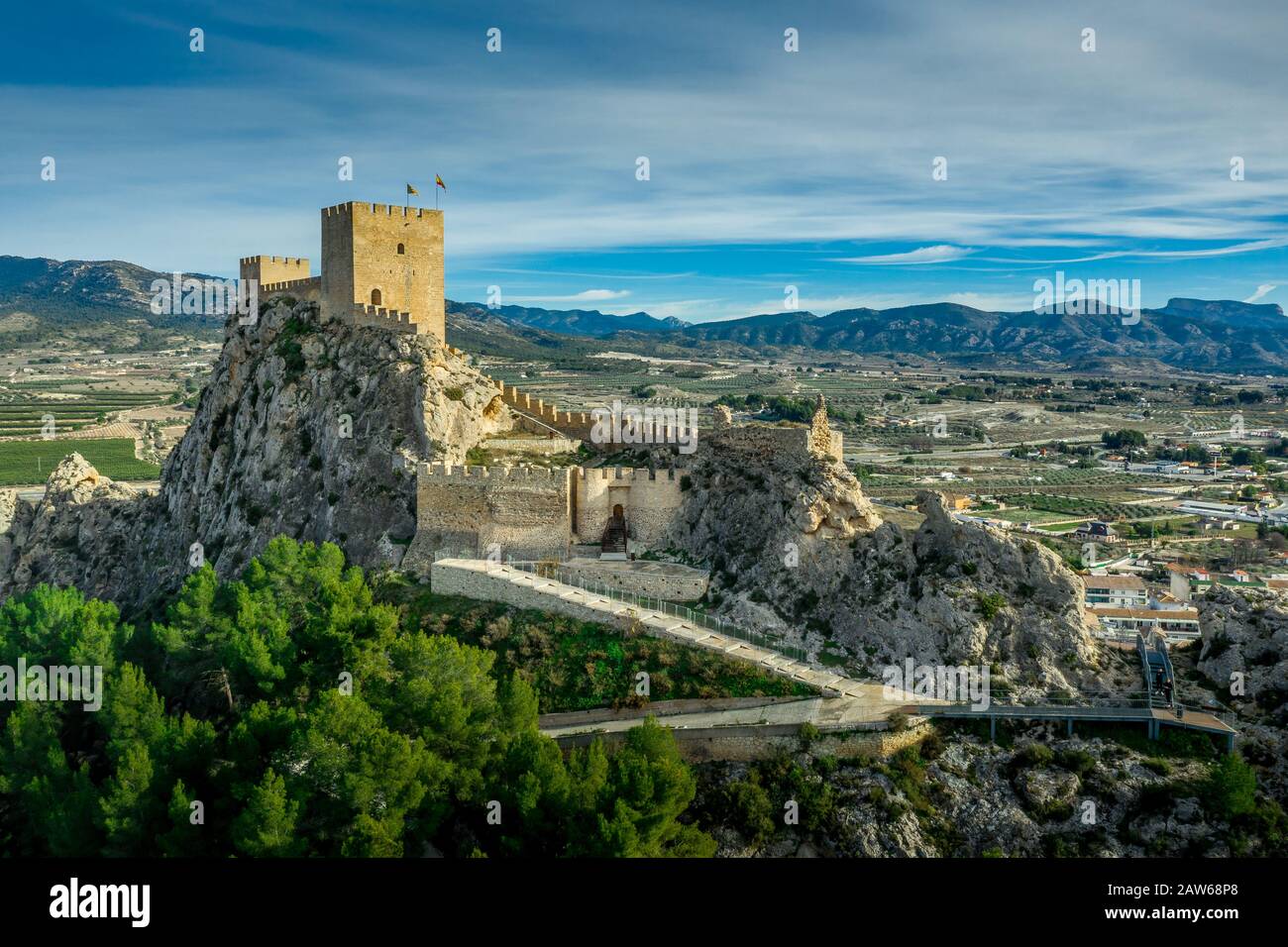 Torre rectangular medieval hi-res stock photography and images - Alamy
