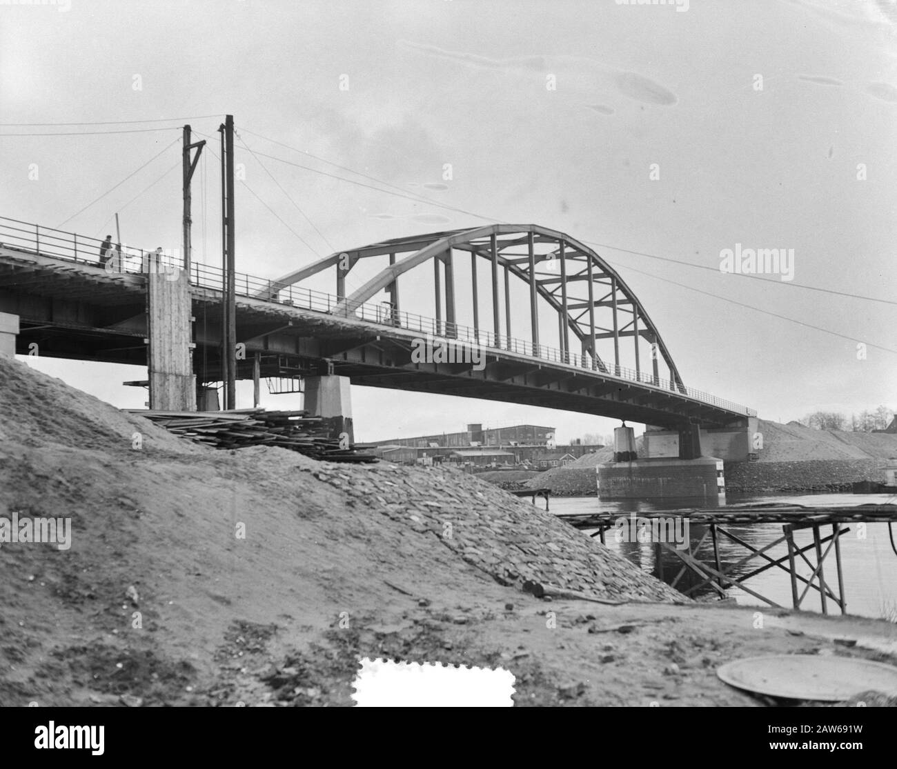 New bridge in Doesburg Date: January 4, 1952 Location: Doesburg ...