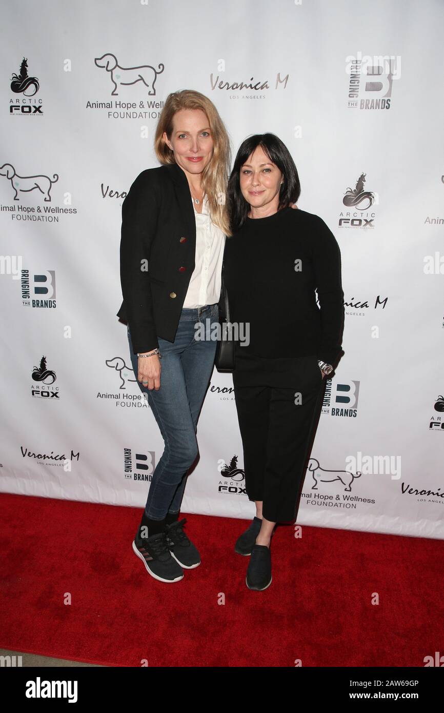 Culver City, CA, USA. Barbara Baron, Shannen Doherty at The Animal Hope ...