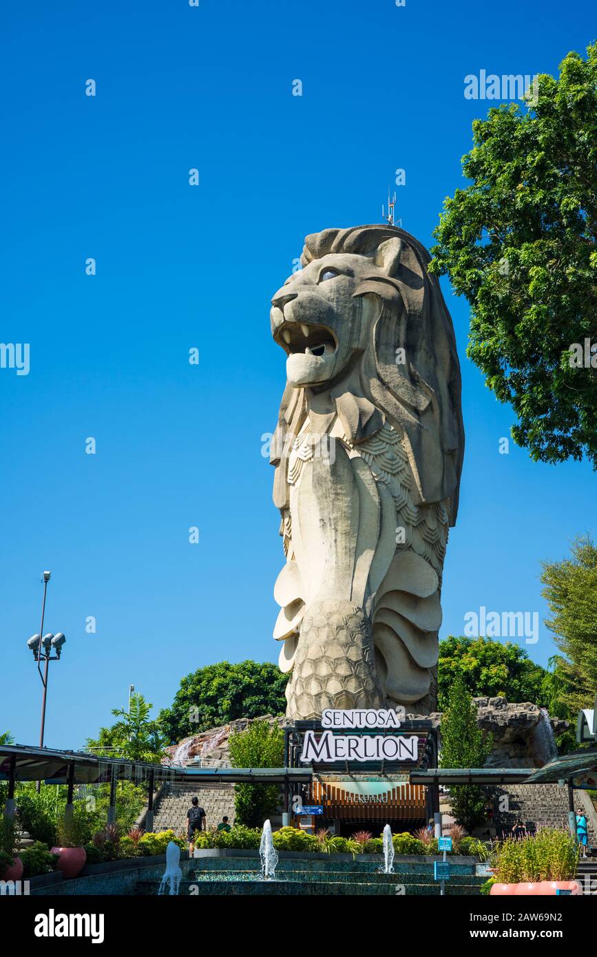 Singapore, April, 2019. View of the 37-metre-tall Merlion on Sentosa ...