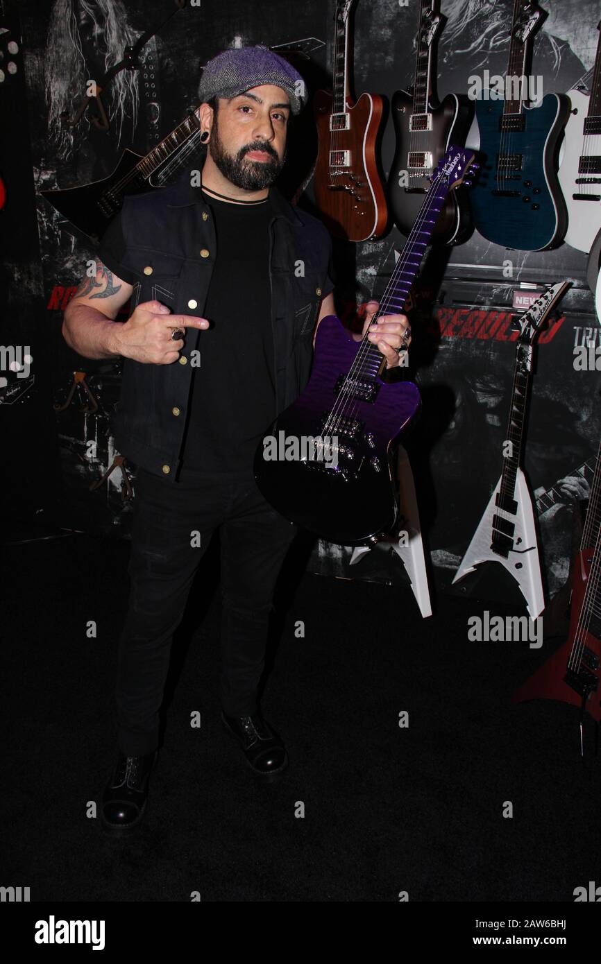 Rob caggiano hi-res stock photography and images - Alamy