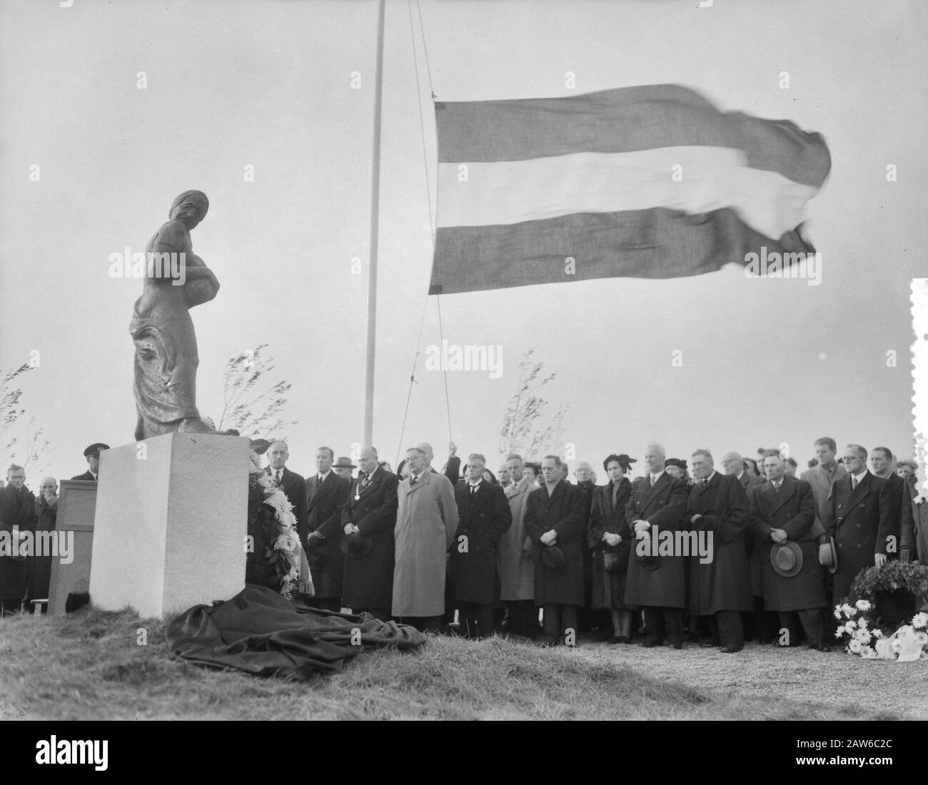 Unveiling of a Flood Monument in Oude Tonge Annotation: Location ...