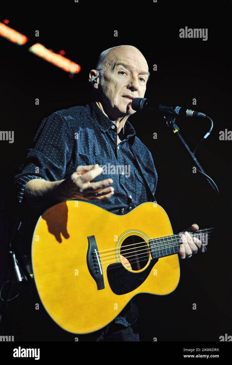 Visage band hi-res stock photography and images - Alamy