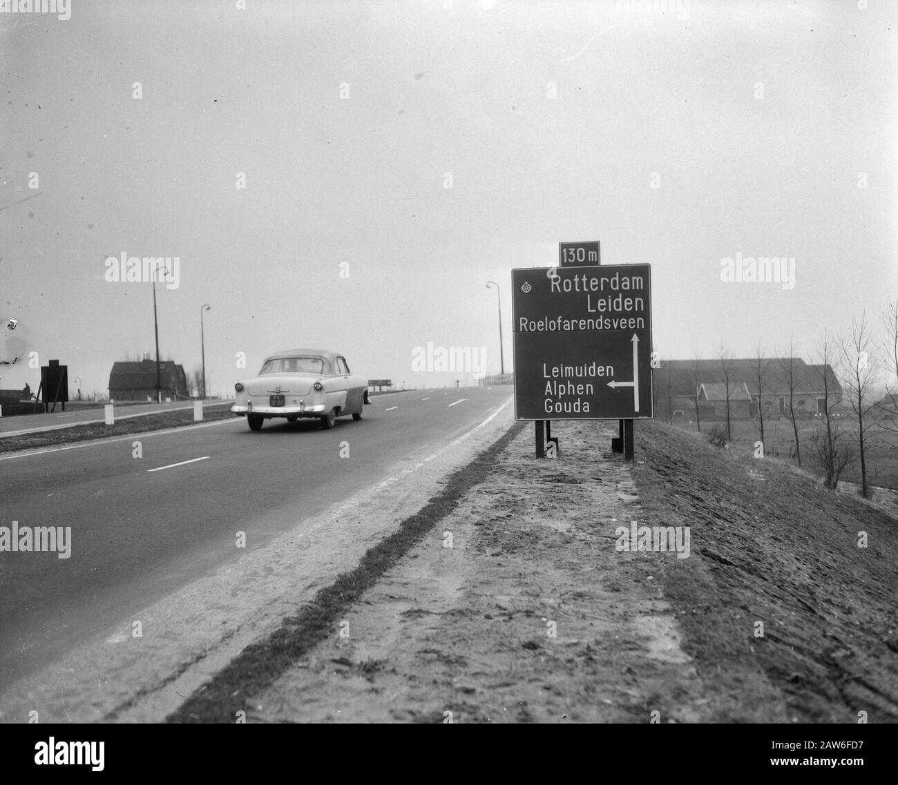 New Highway 4A with new directional signs for Leimuiden Date: February ...