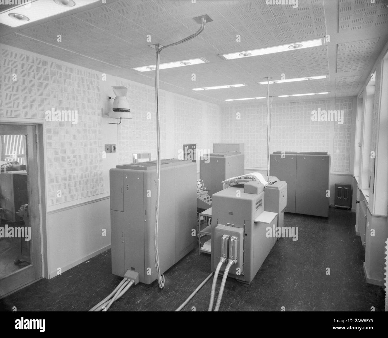 Contracts management Black and White Stock Photos & Images - Alamy