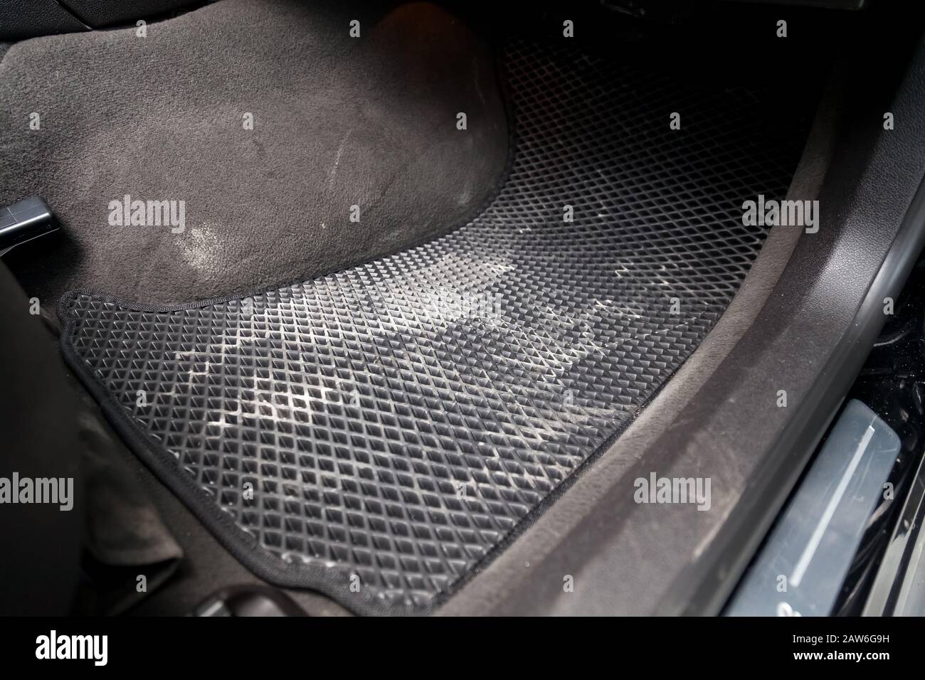 Car floor mats hi-res stock photography and images - Alamy